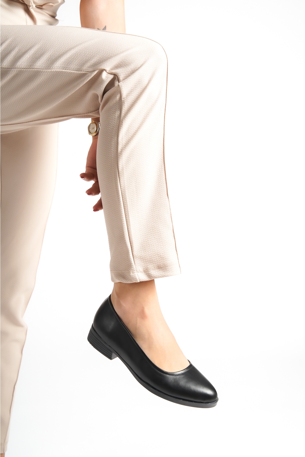 Doria Siyah Günlük Kullanım Babet Fiyatları | Flo