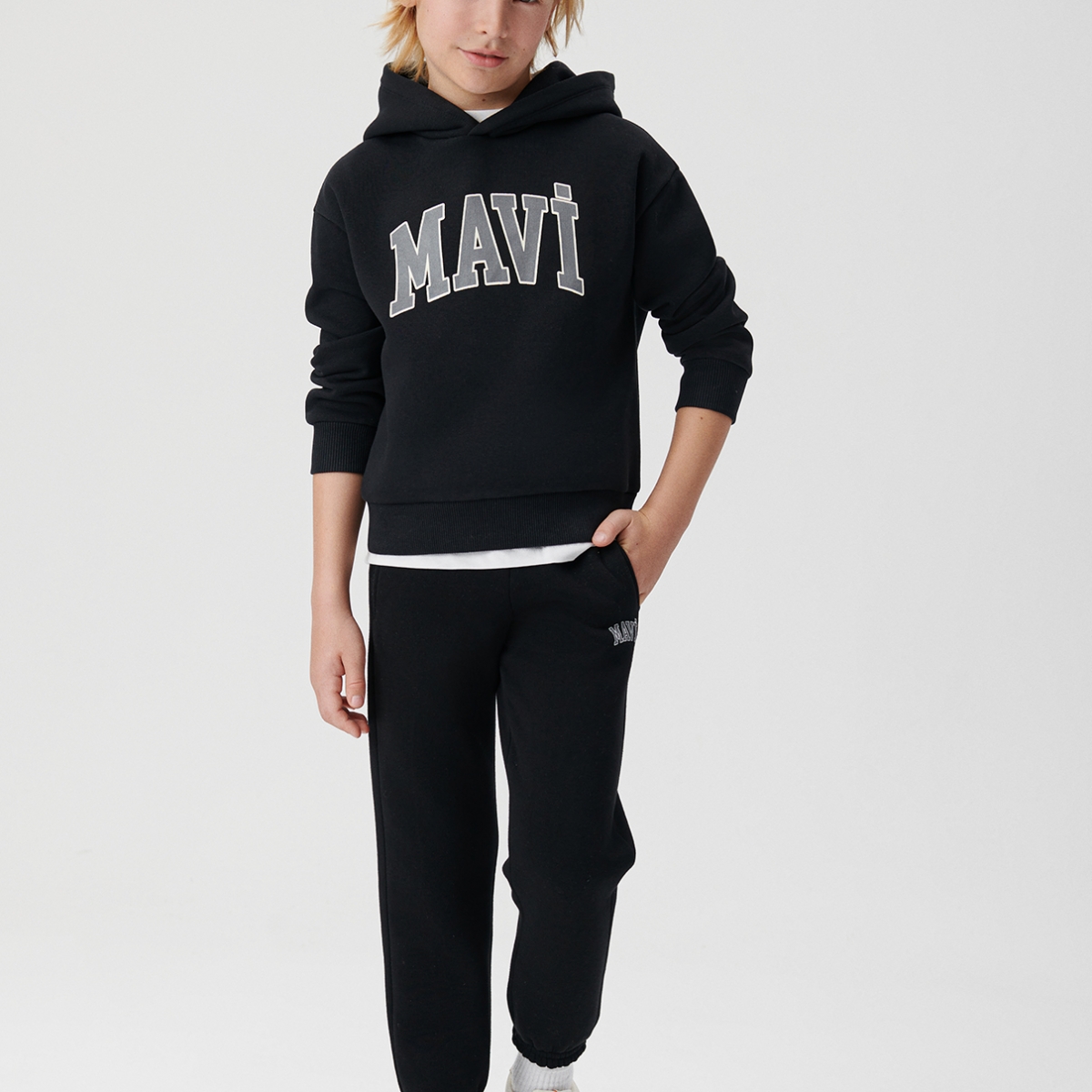 Logo Baskılı Kapüşonlu Siyah Sweatshirt Fiyatları | Flo Logo Baskılı Kapüşonlu Siyah Sweatshirt Fiyatları | Flo