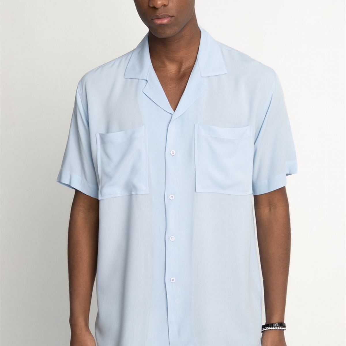 Relax Fit Kısa Kol Viskon Rahat Kumaş Apaj Yaka Spor Gömlek Fiyatları | Flo