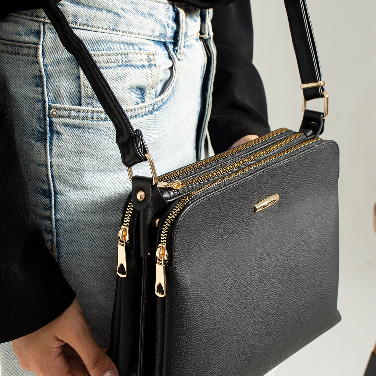 SN 1329 RAVEN KADIN OMUZ ÇANTASI DÜZ SİYAH Fiyatları | Flo