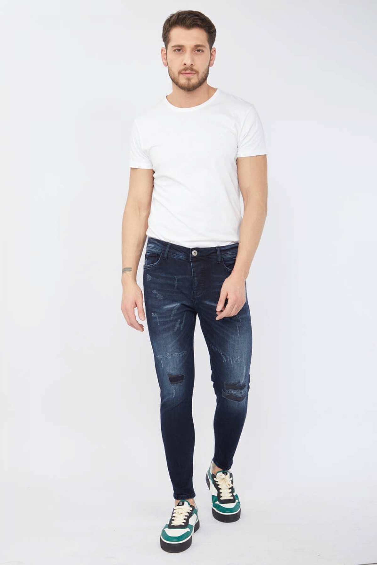 Blue White Erkek Skinny Ripped Patch Detaylı Jean Lacivert 200605799 | Flo