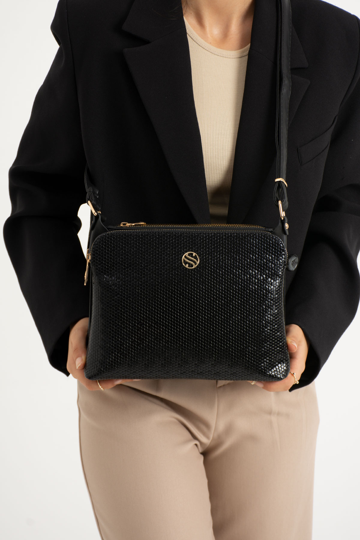 SN 1329 RAVEN KADIN OMUZ ÇANTASI KROKO-SİYAH Fiyatları | Flo