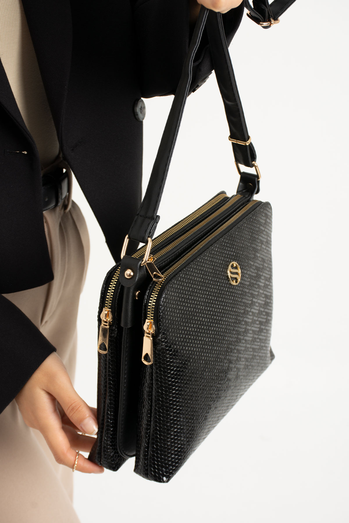 SN 1329 RAVEN KADIN OMUZ ÇANTASI KROKO-SİYAH Fiyatları | Flo