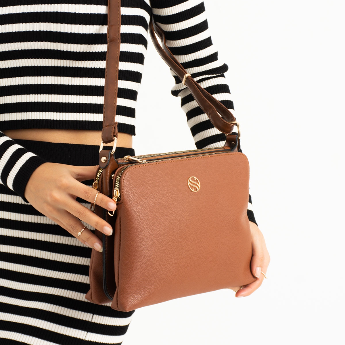 SN 1329 RAVEN KADIN OMUZ ÇANTASI TABA Fiyatları | Flo