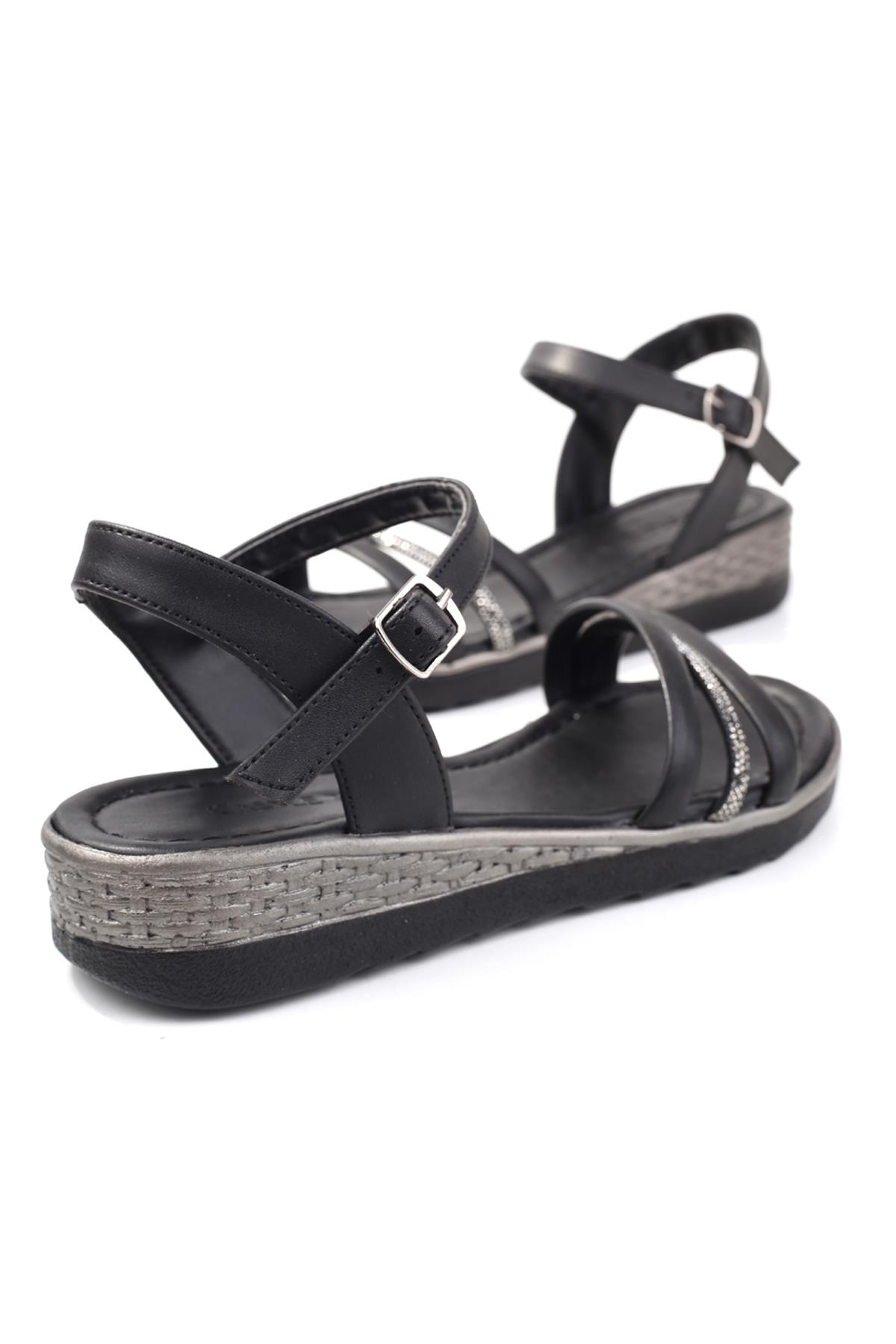 Castle Black 35242 Kadın Günlük Anatomik Sandalet 201127269 | Flo