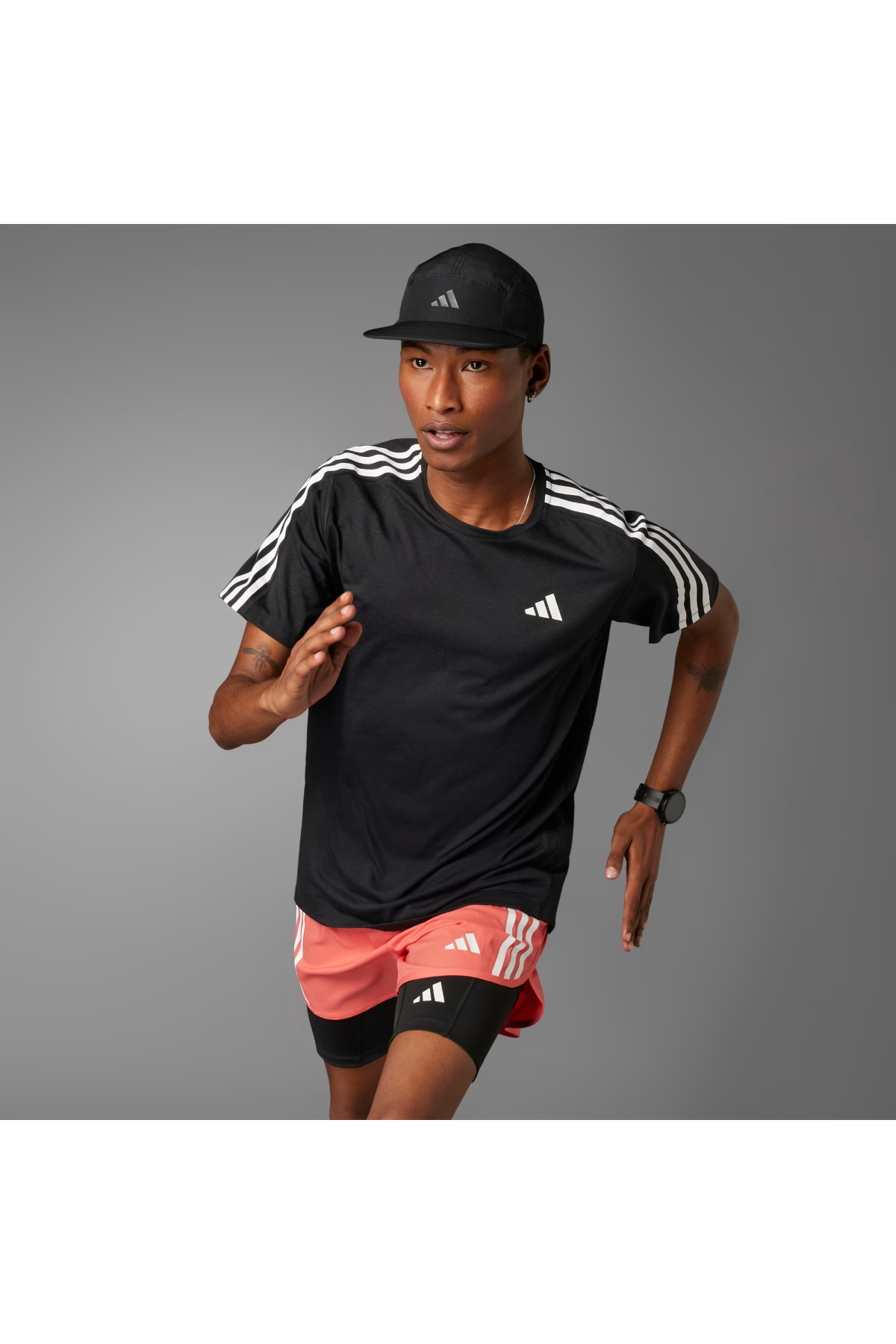 Own The Run 3 Stripes Erkek Siyah Yuvarlak Yaka Tişört Fiyatları | Flo
