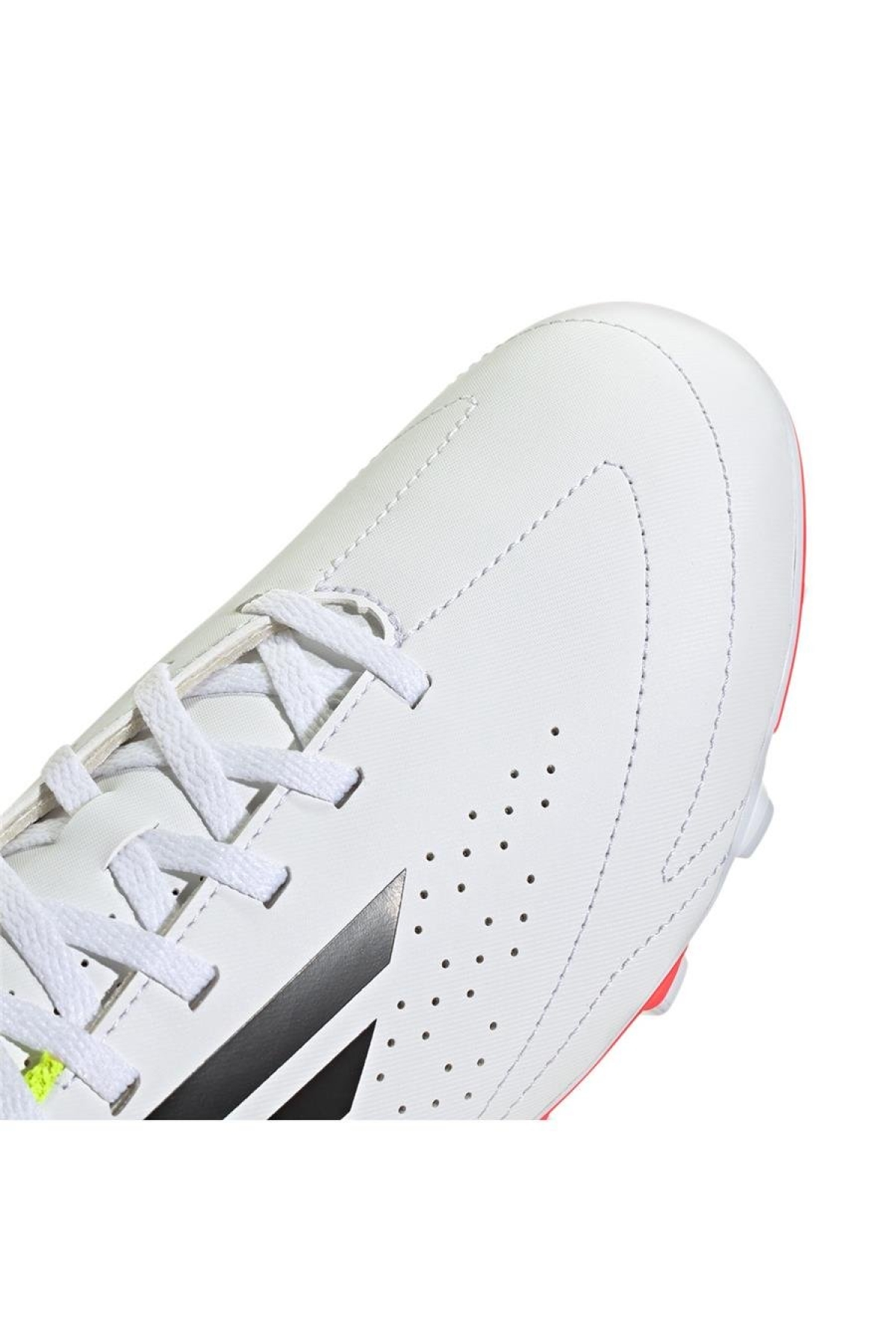 Beyaz Erkek Krampon DEPORTIVO III FxG JH8813 Fiyatları | Flo