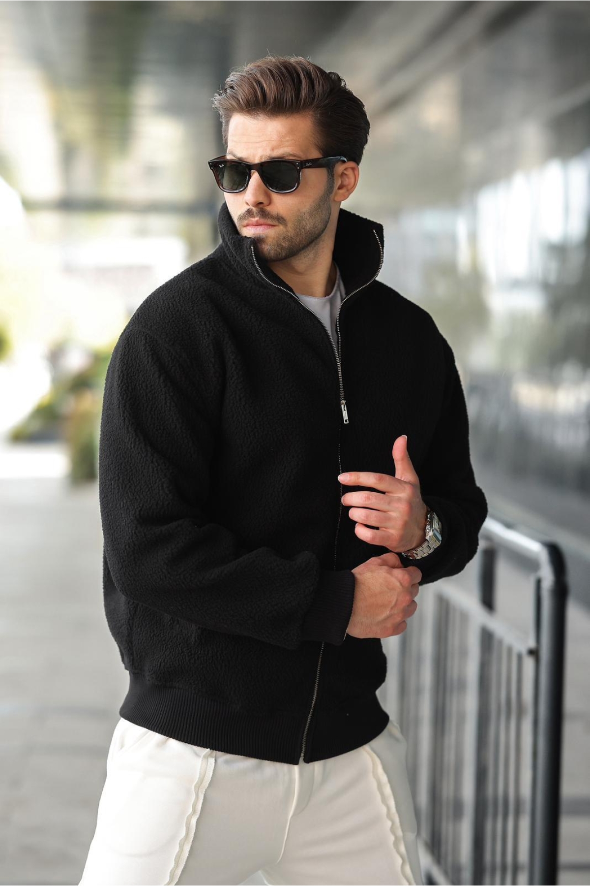 Siyah Fermuarlı Dik Yaka Erkek Polar Hırka E7166 Fiyatları | Flo